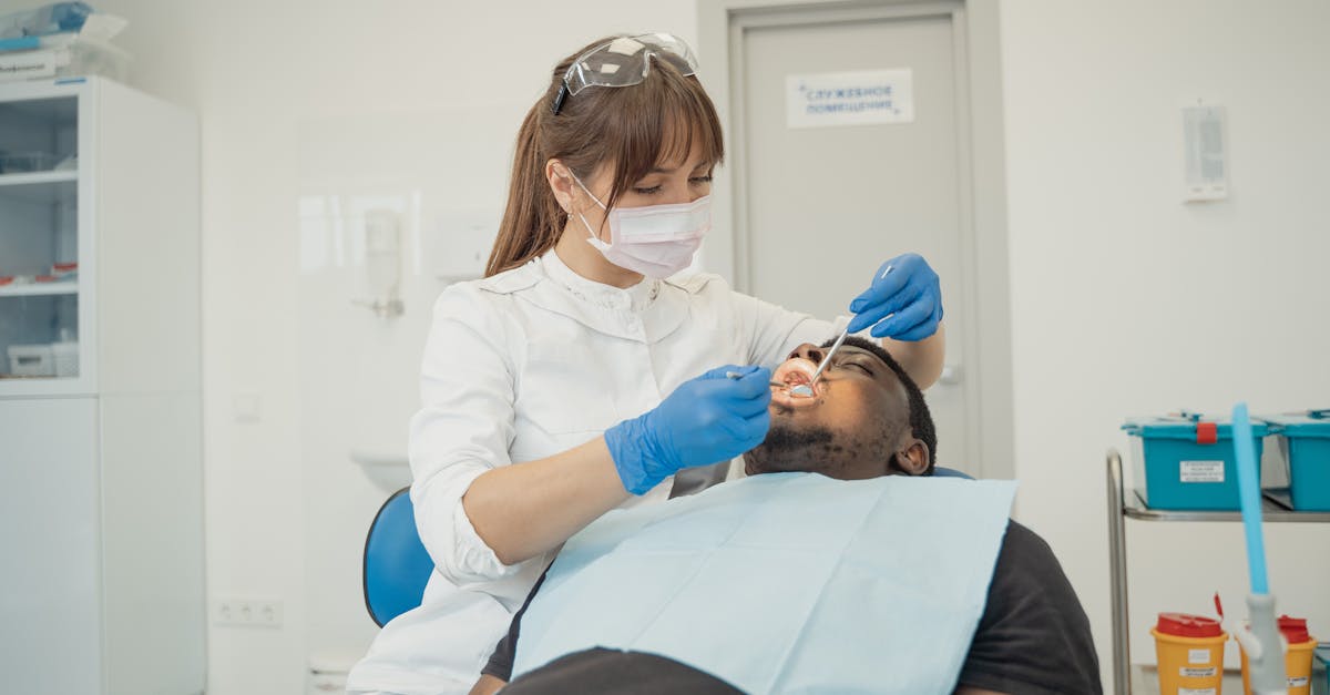 Gencives rétractées : causes et solutions pour une meilleure santé ...